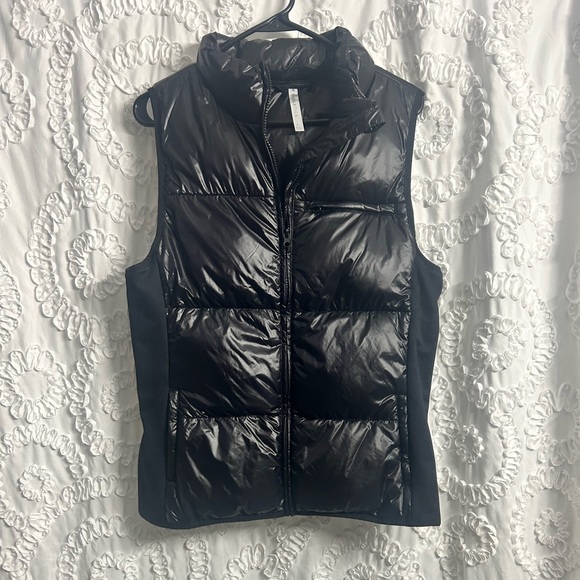 Fabletics | Jackets & Coats | Black Fabletics Vest | Poshmark
